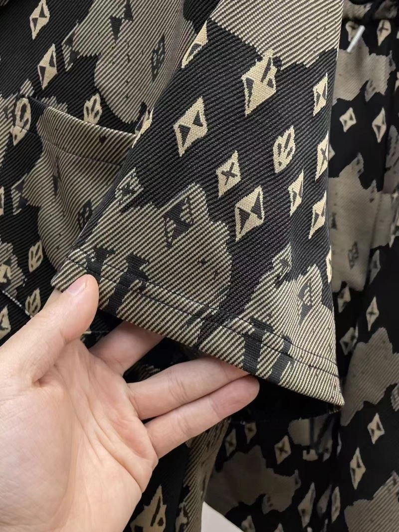 Top match Louis Vuitton Short Suits