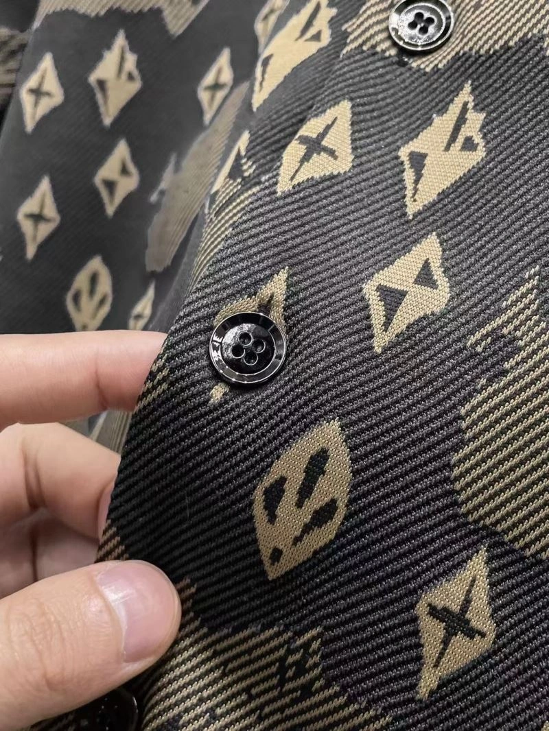 Top match Louis Vuitton Short Suits