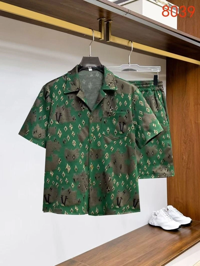 Discounted Louis Vuitton Short Suits