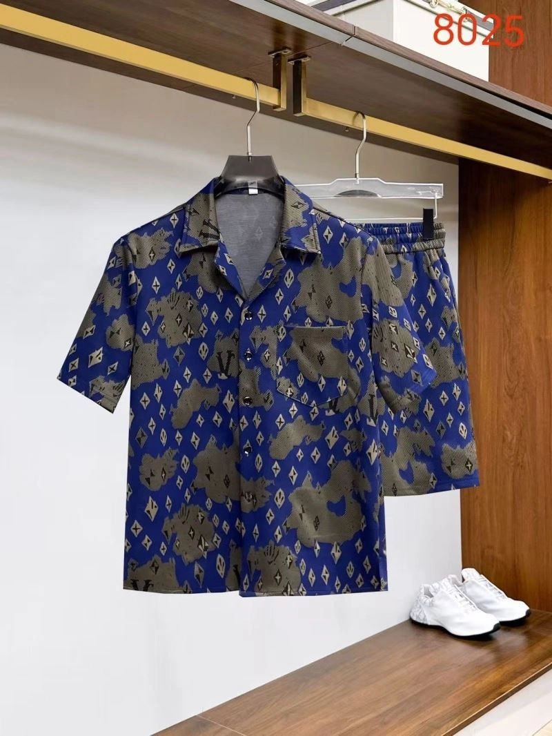 Accurate model Louis Vuitton Short Suits
