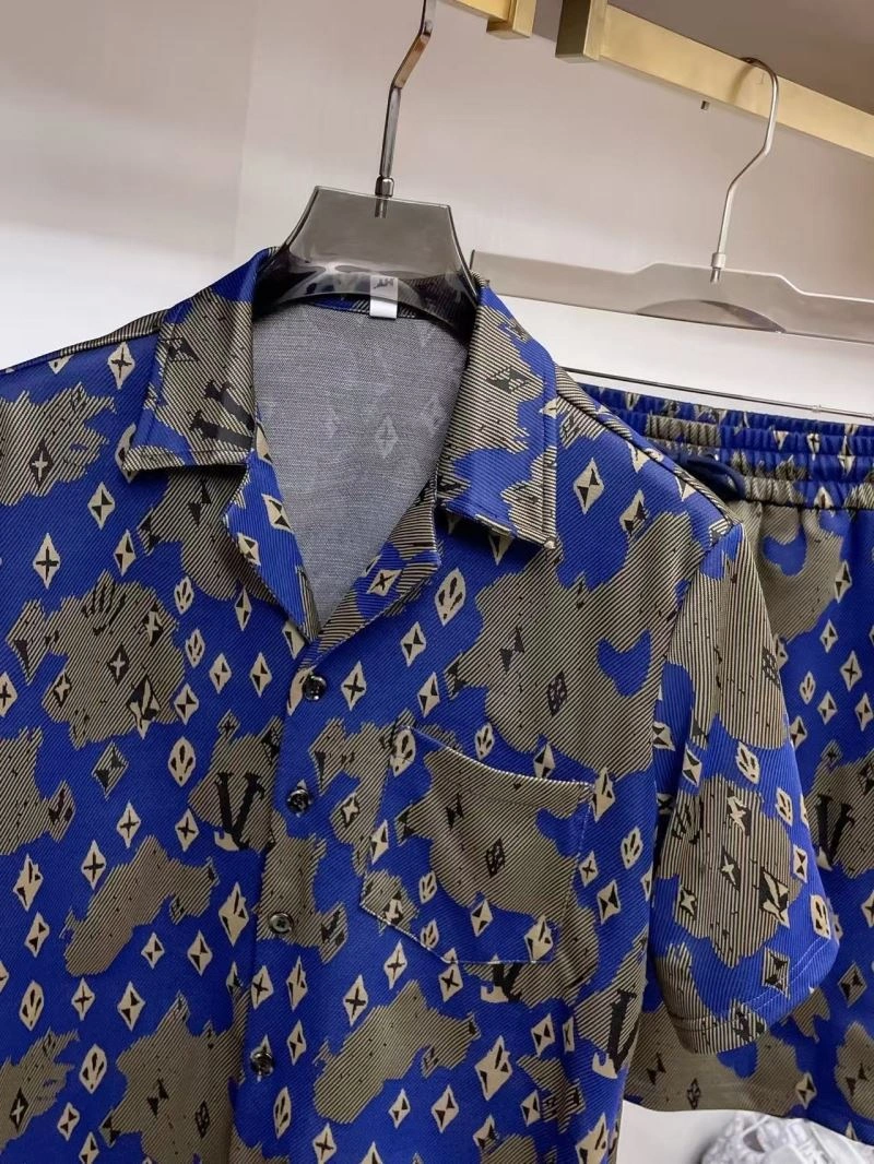 Accurate model Louis Vuitton Short Suits