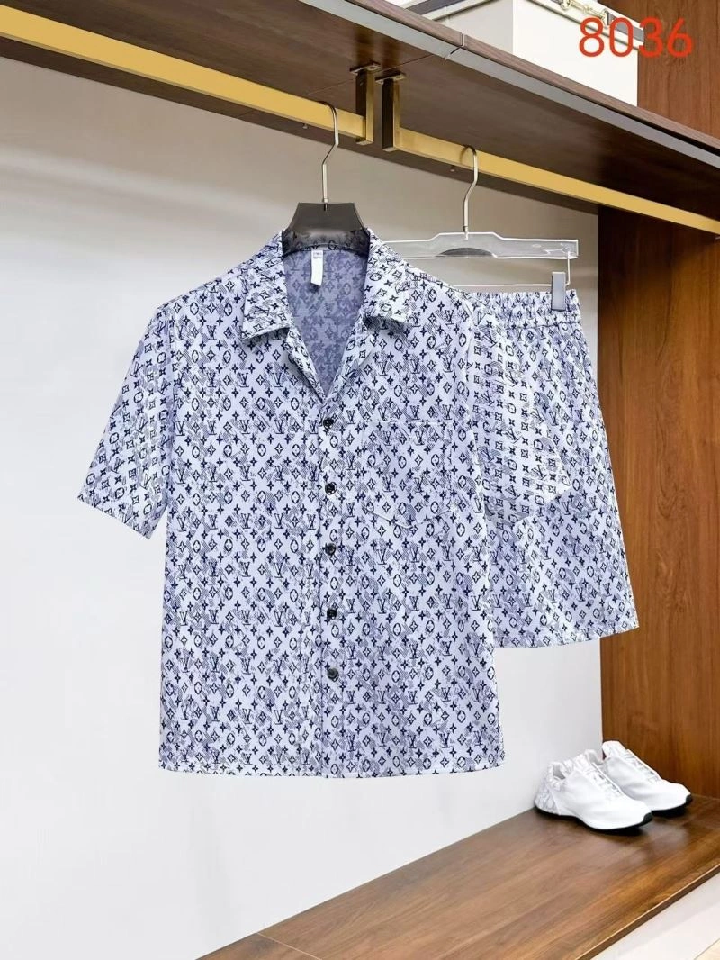 Economical Louis Vuitton Short Suits