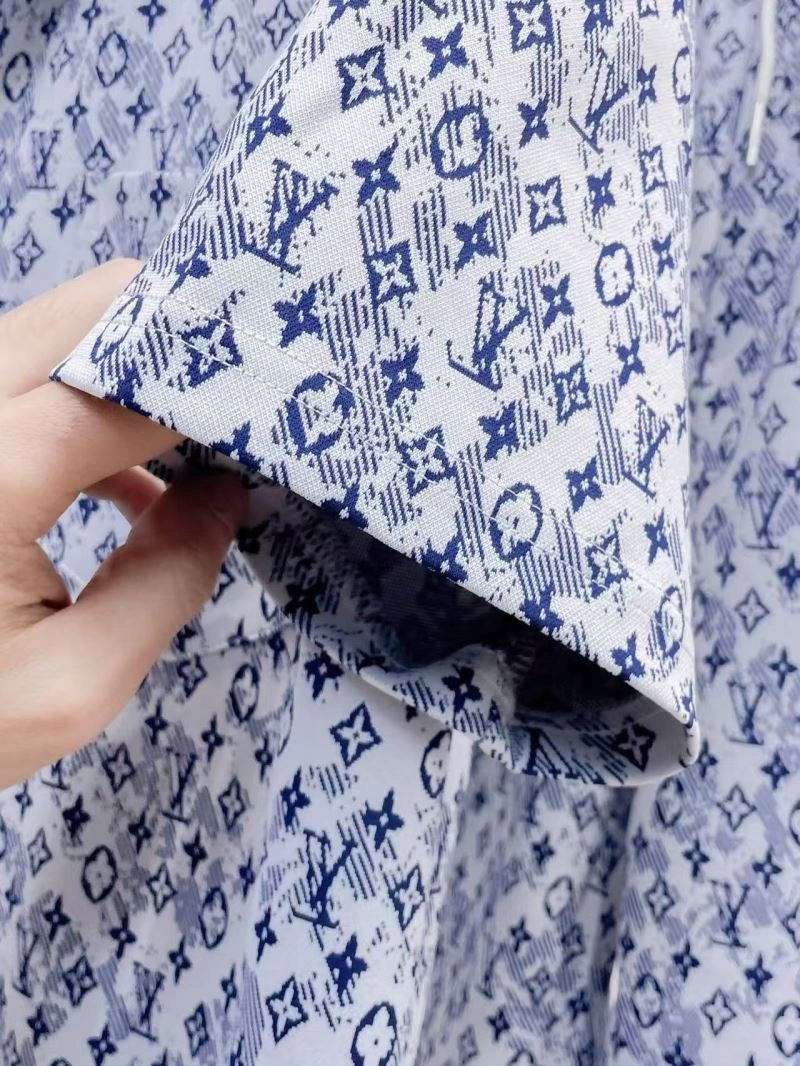 Economical Louis Vuitton Short Suits