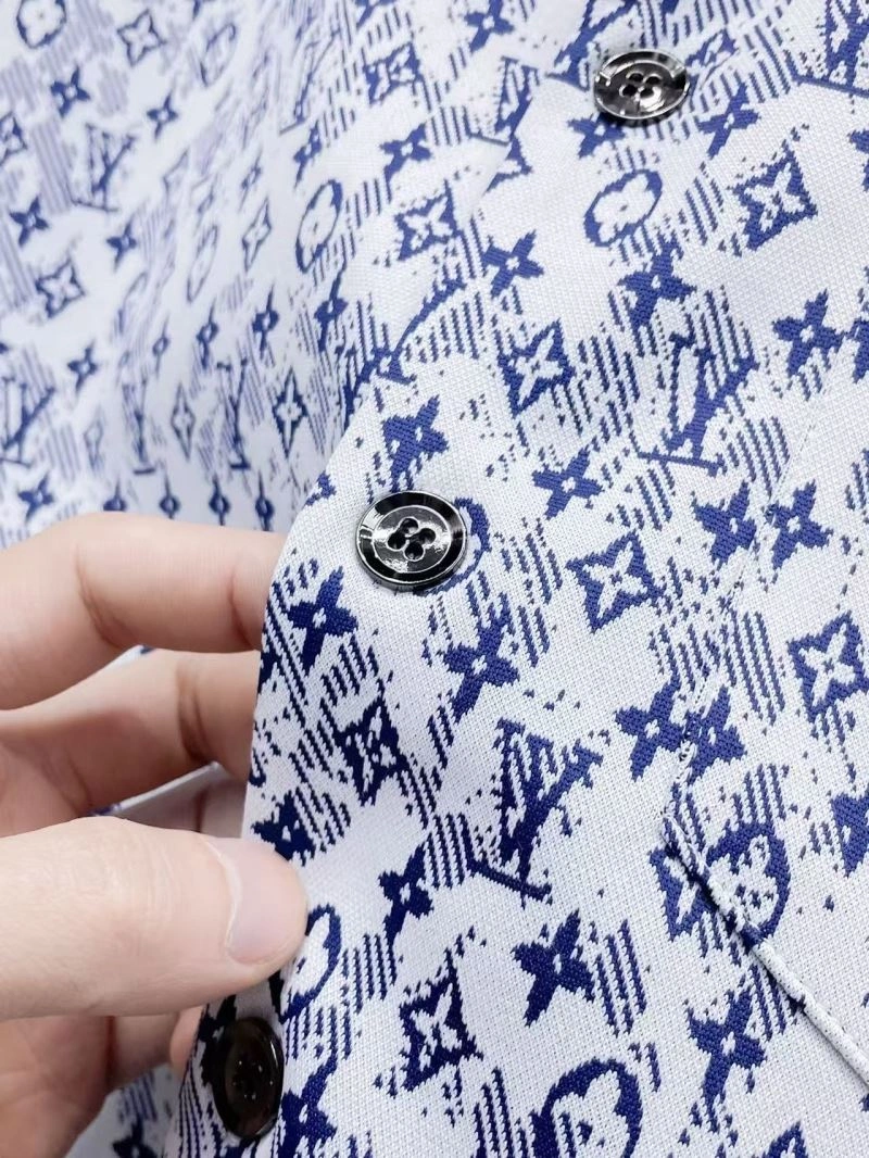 Economical Louis Vuitton Short Suits