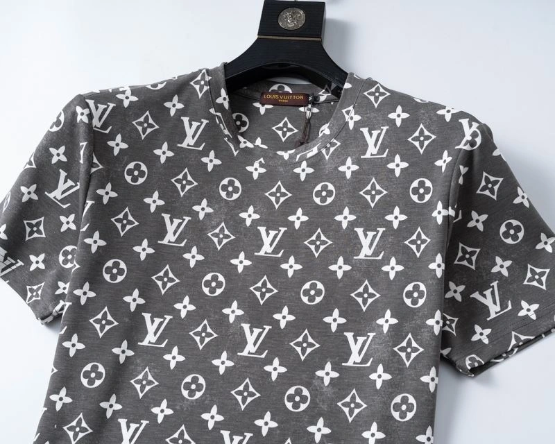 Brand-authenticated Louis Vuitton Short Suits