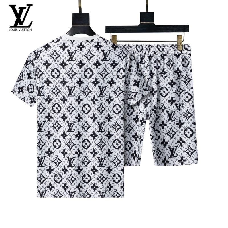 Cut-rate Louis Vuitton Short Suits