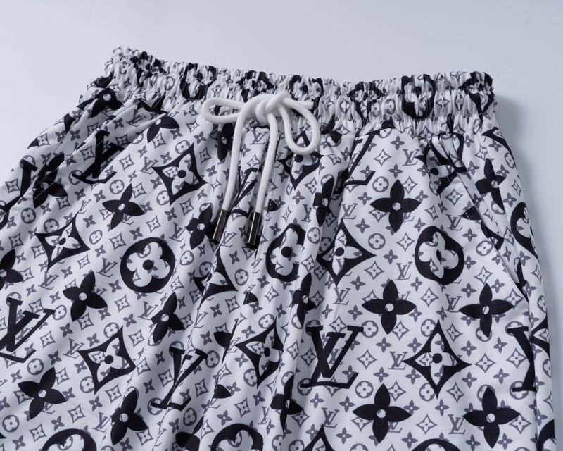 Cut-rate Louis Vuitton Short Suits