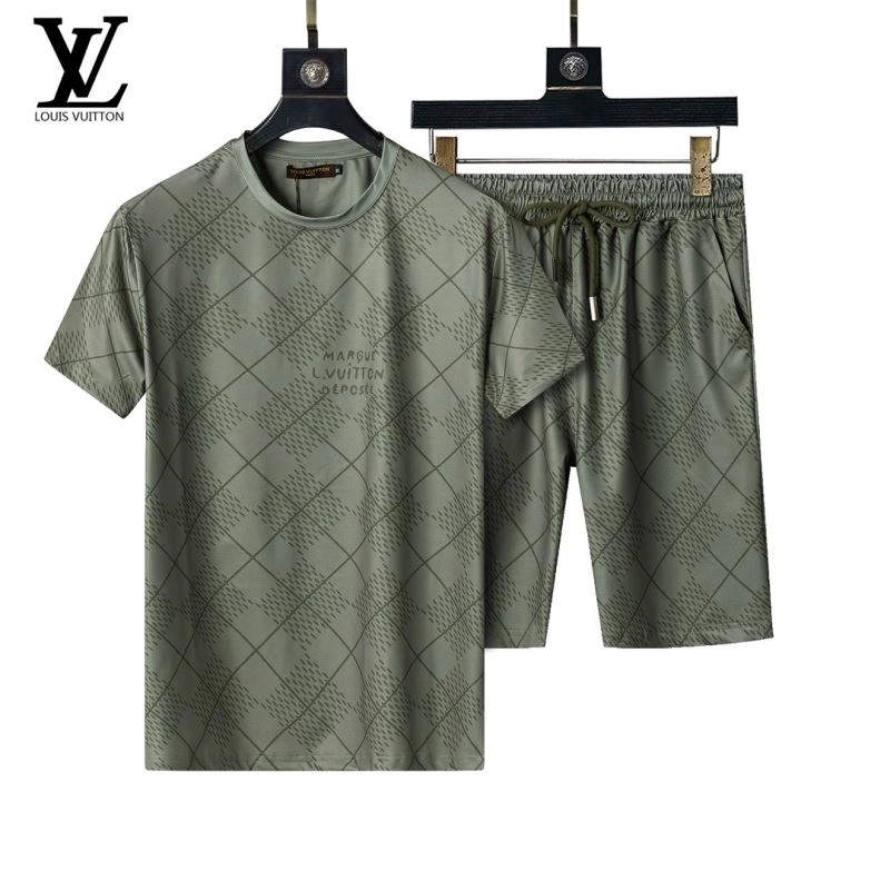 Discounted Louis Vuitton Short Suits