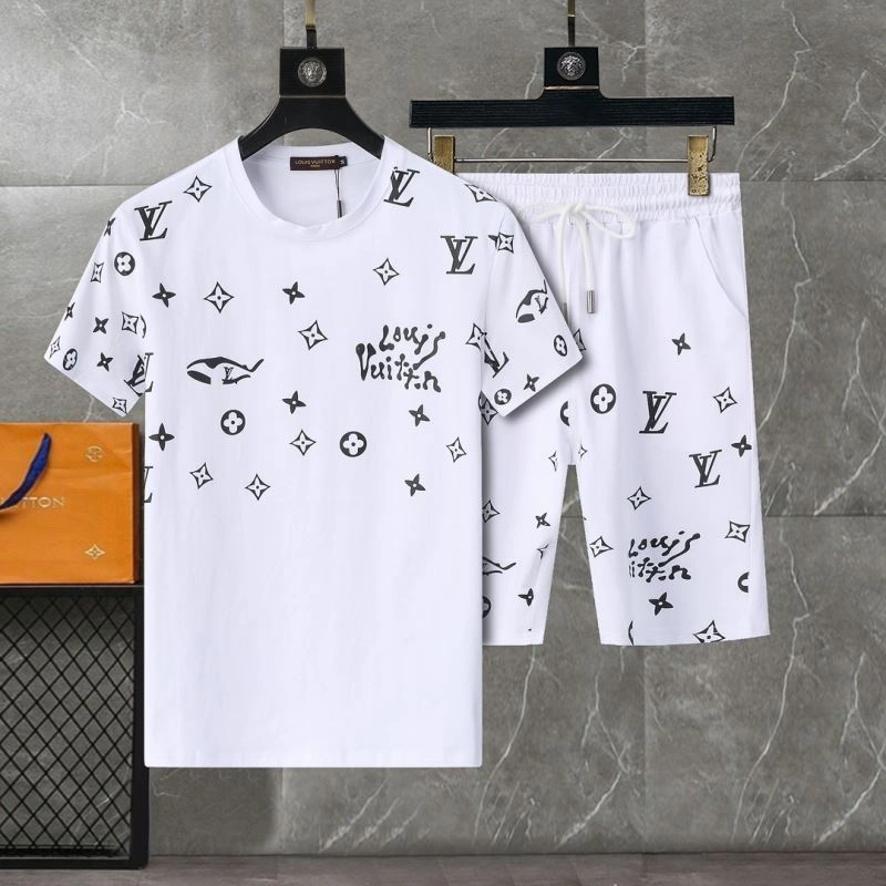 Accurate model Louis Vuitton Short Suits