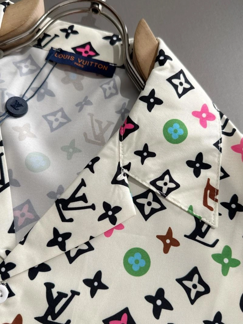 Reasonably priced Louis Vuitton Short Suits