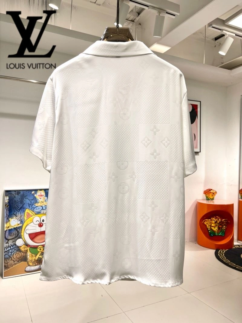 Exact replica Louis Vuitton Short Suits