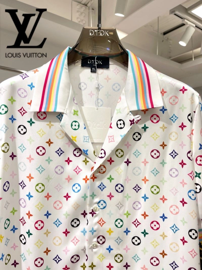 Low-cost Louis Vuitton Short Suits