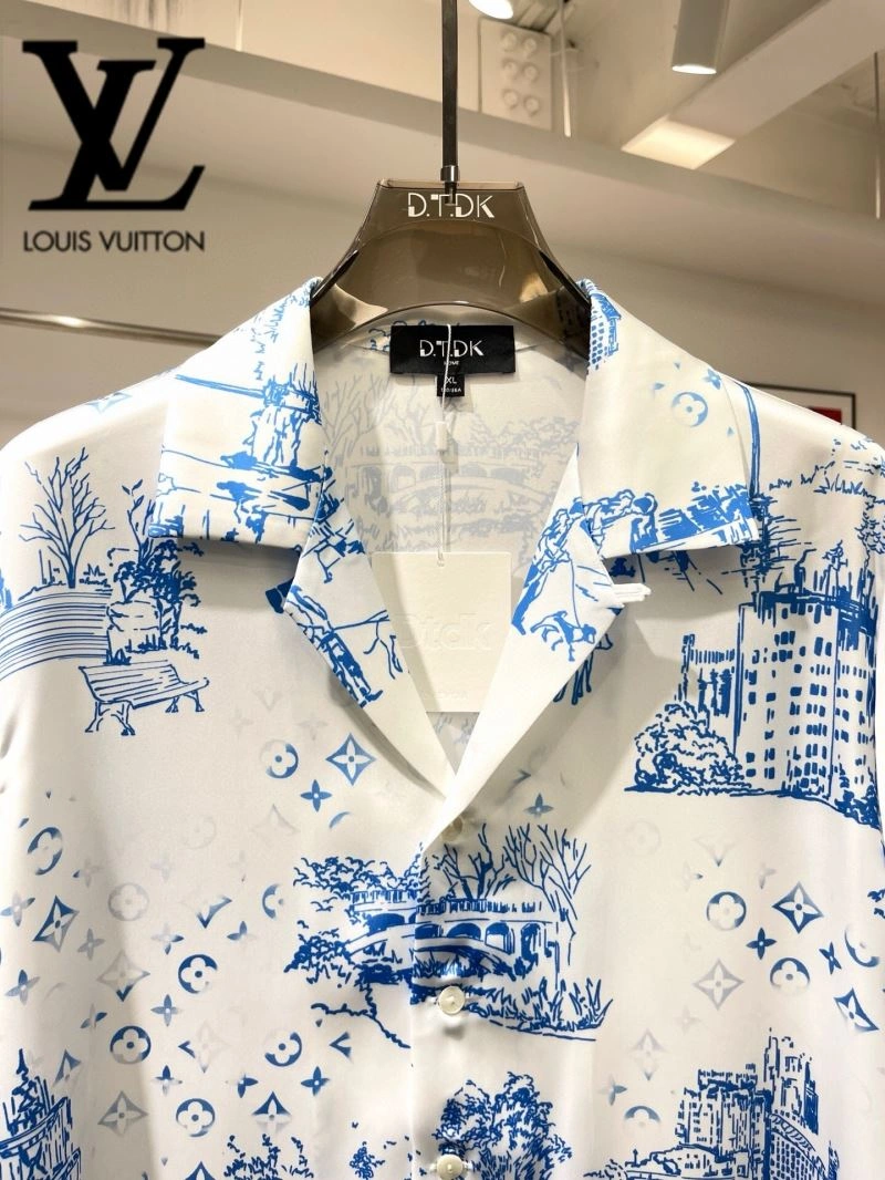 Top mirror Louis Vuitton Short Suits