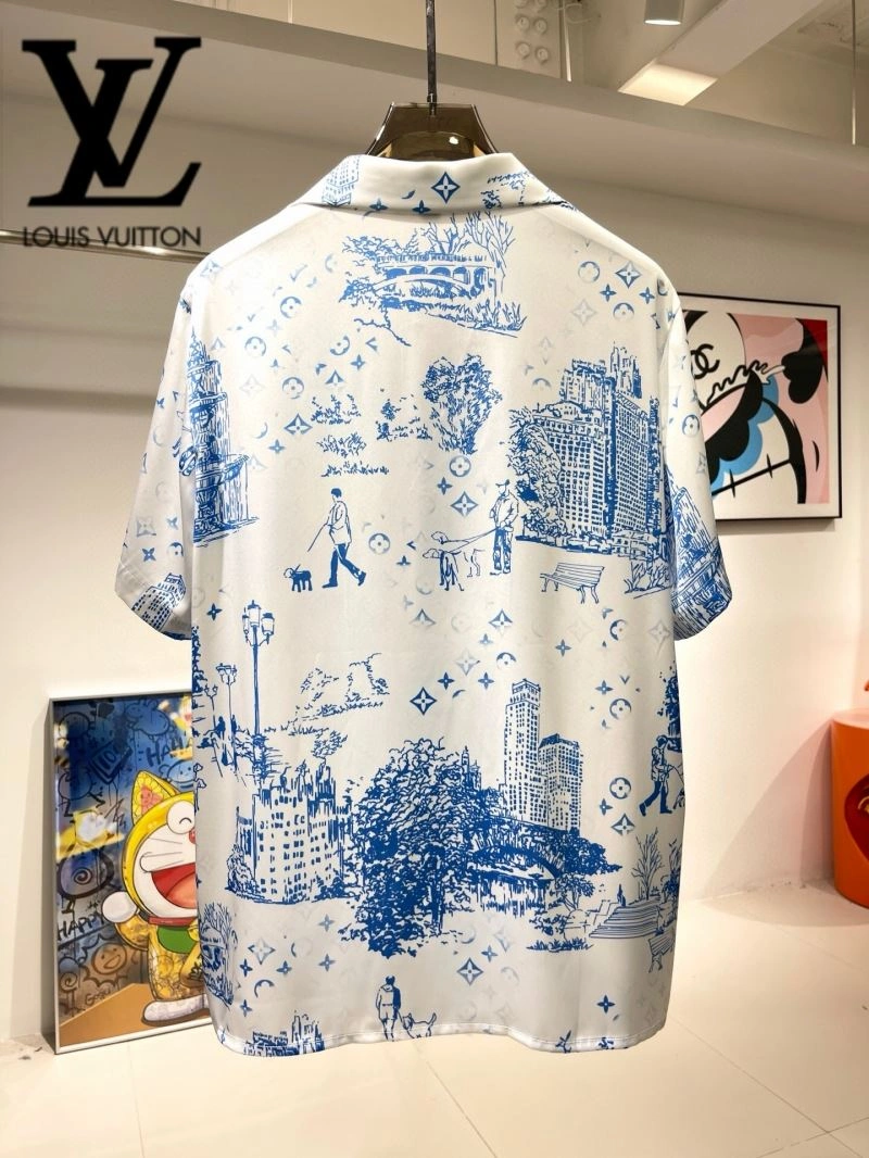 Top mirror Louis Vuitton Short Suits