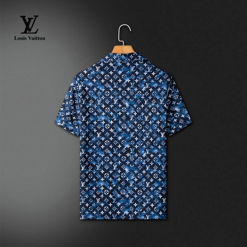 Cut-rate Louis Vuitton Short Suits