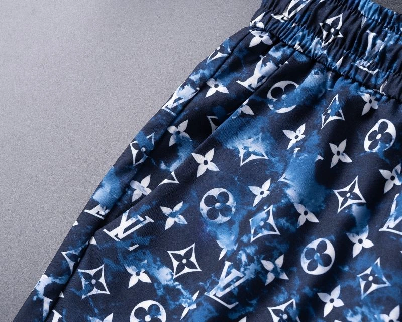 Cut-rate Louis Vuitton Short Suits