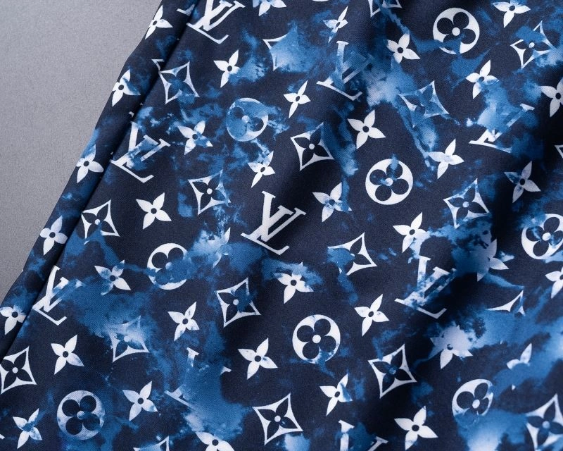 Cut-rate Louis Vuitton Short Suits
