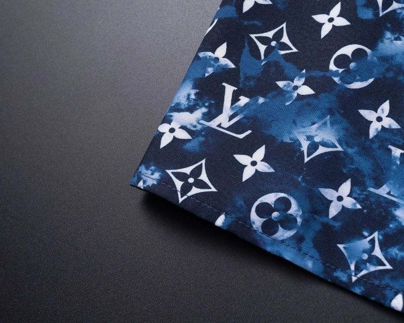 Cut-rate Louis Vuitton Short Suits