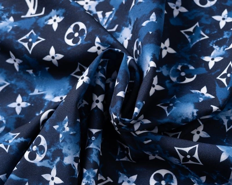 Cut-rate Louis Vuitton Short Suits