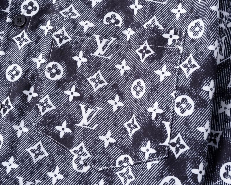Real Louis Vuitton Short Suits
