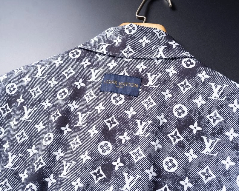 Real Louis Vuitton Short Suits