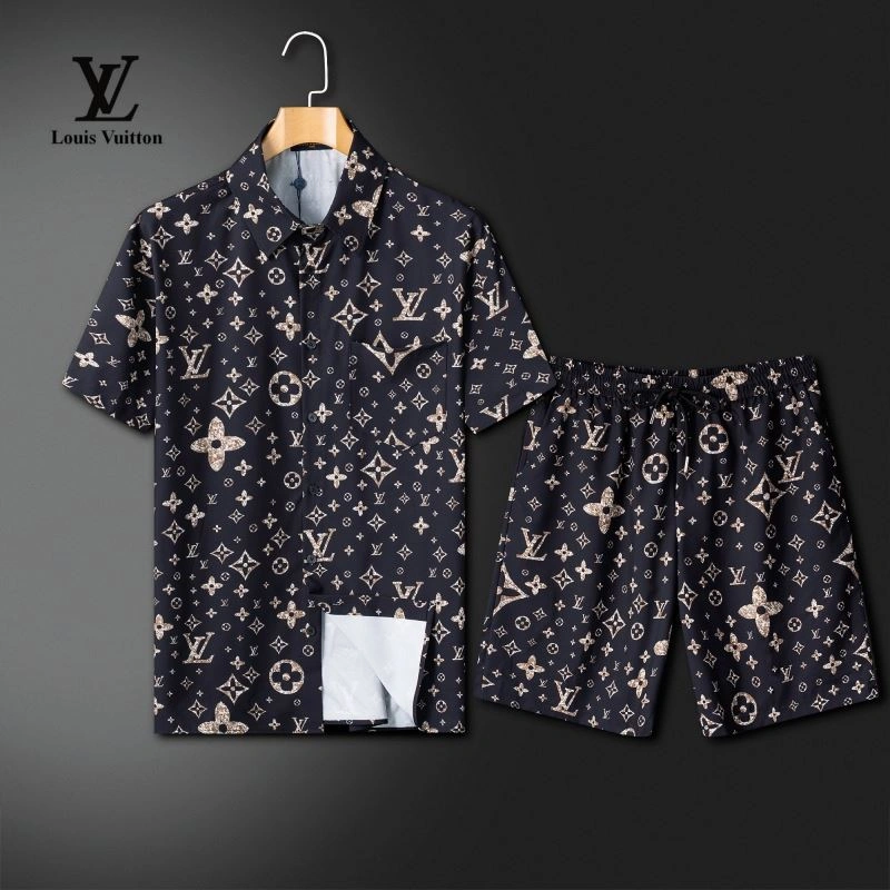 Cut-rate Louis Vuitton Short Suits