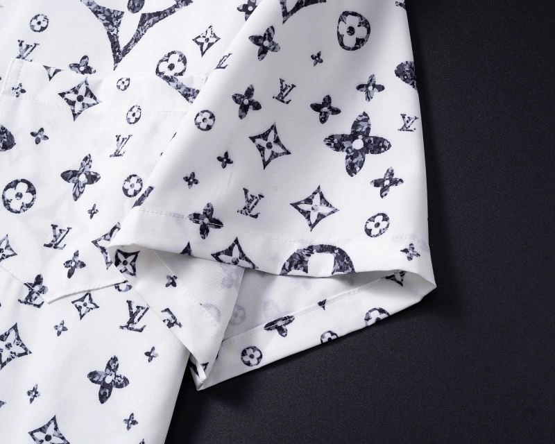 Cut-rate Louis Vuitton Short Suits