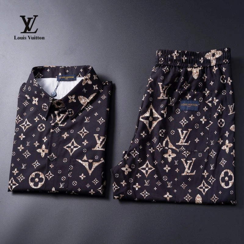Cut-rate Louis Vuitton Short Suits
