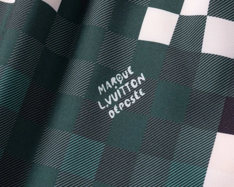 Bargain Louis Vuitton Short Suits