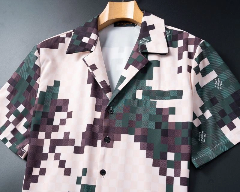 Bargain Louis Vuitton Short Suits