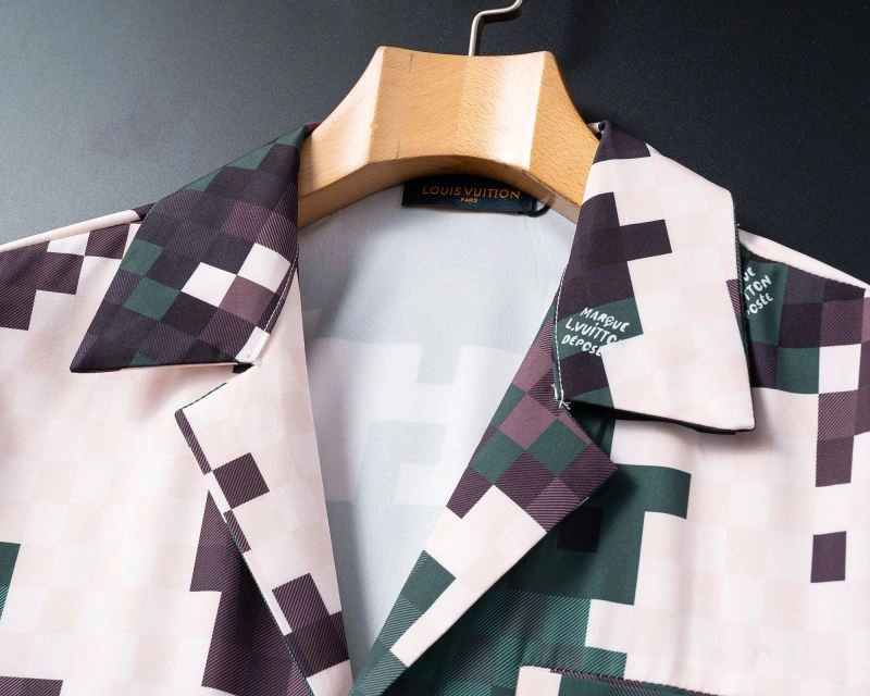 Bargain Louis Vuitton Short Suits