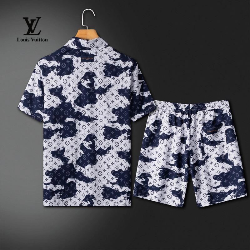 Top match Louis Vuitton Short Suits