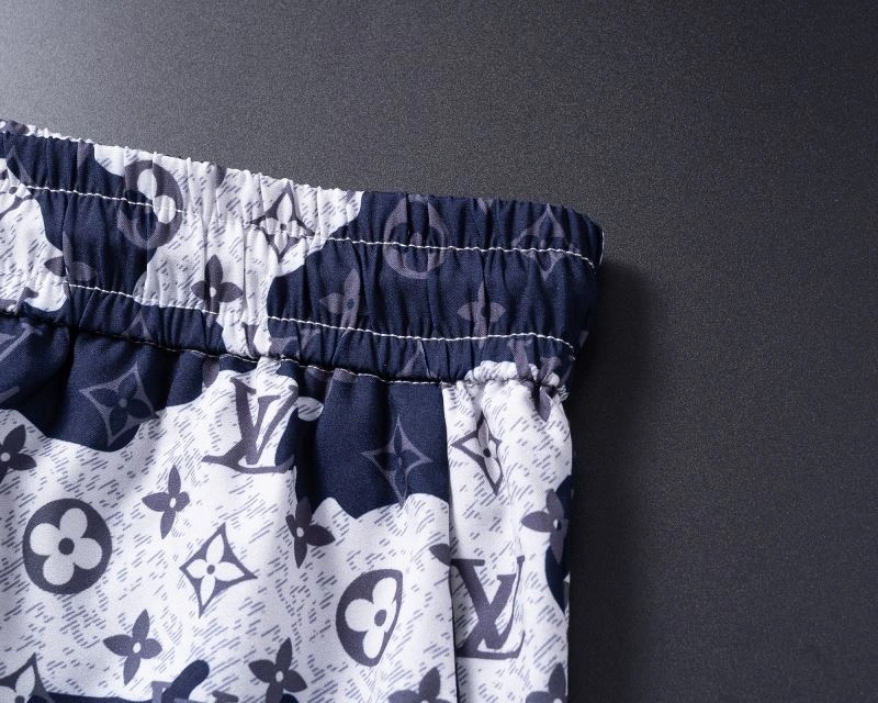 Top match Louis Vuitton Short Suits