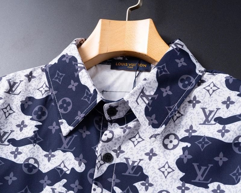 Top match Louis Vuitton Short Suits