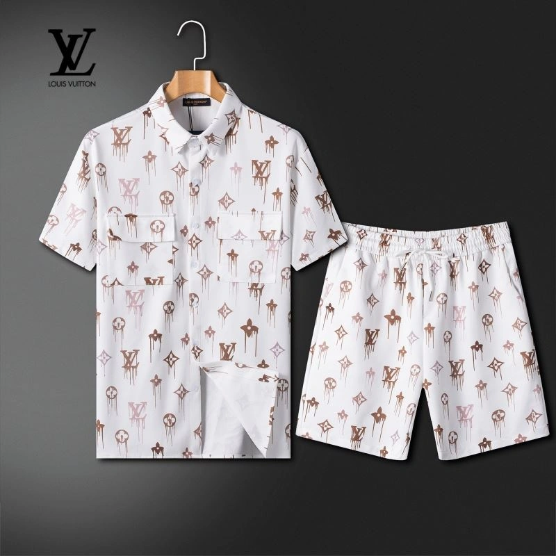Bargain Louis Vuitton Short Suits