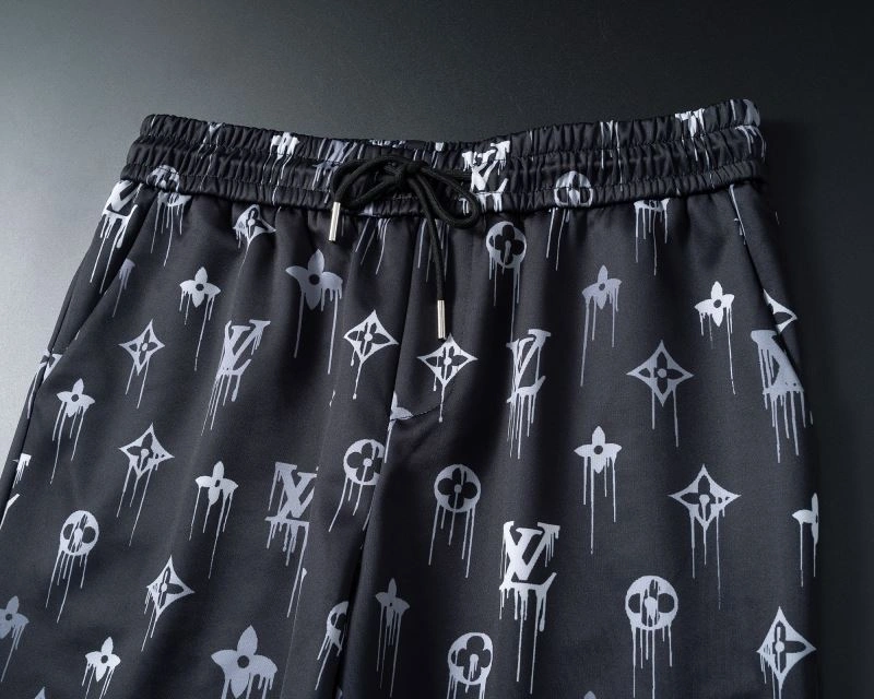 Bargain Louis Vuitton Short Suits