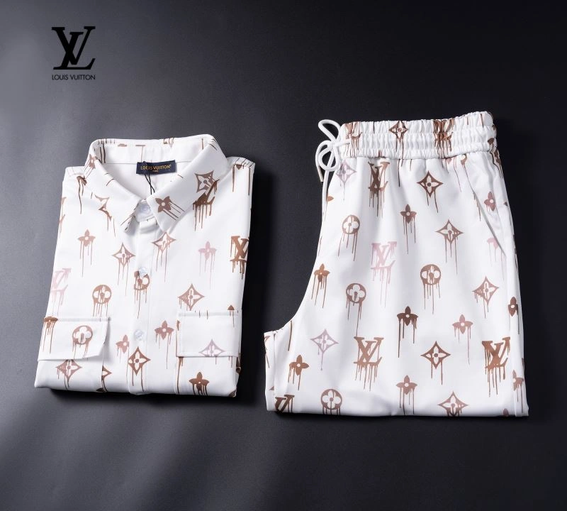 Bargain Louis Vuitton Short Suits