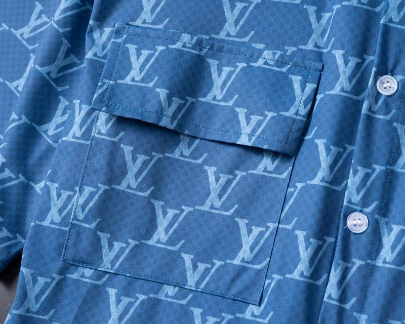 Bargain Louis Vuitton Short Suits