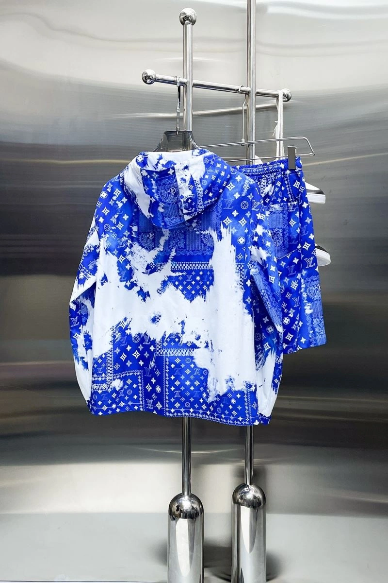 Precise copy Louis Vuitton Short Suits