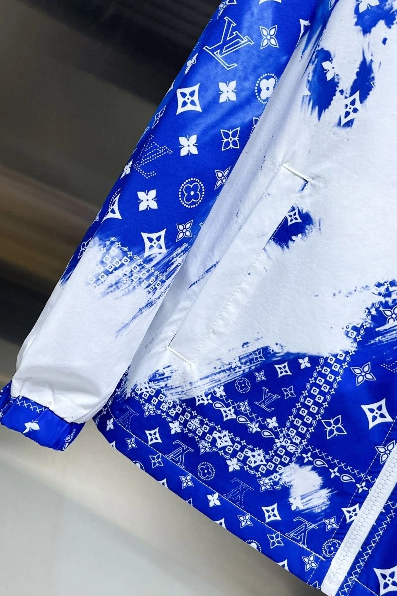 Precise copy Louis Vuitton Short Suits
