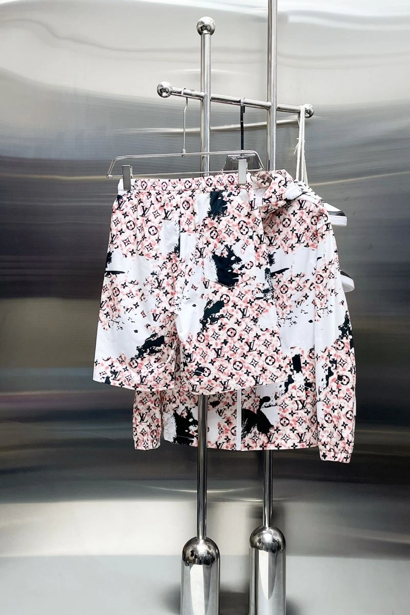 High fidelity Louis Vuitton Short Suits