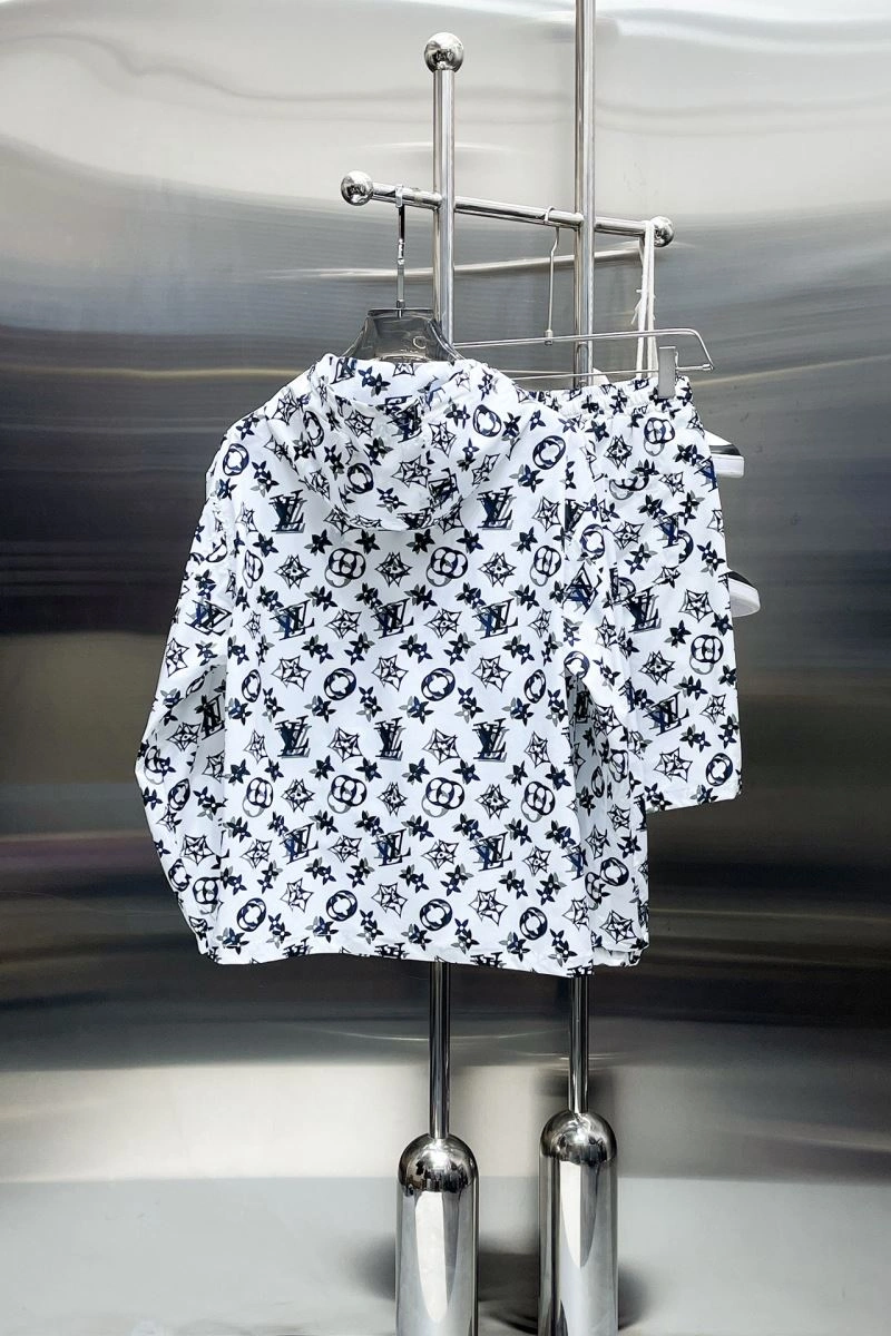 High fidelity Louis Vuitton Short Suits