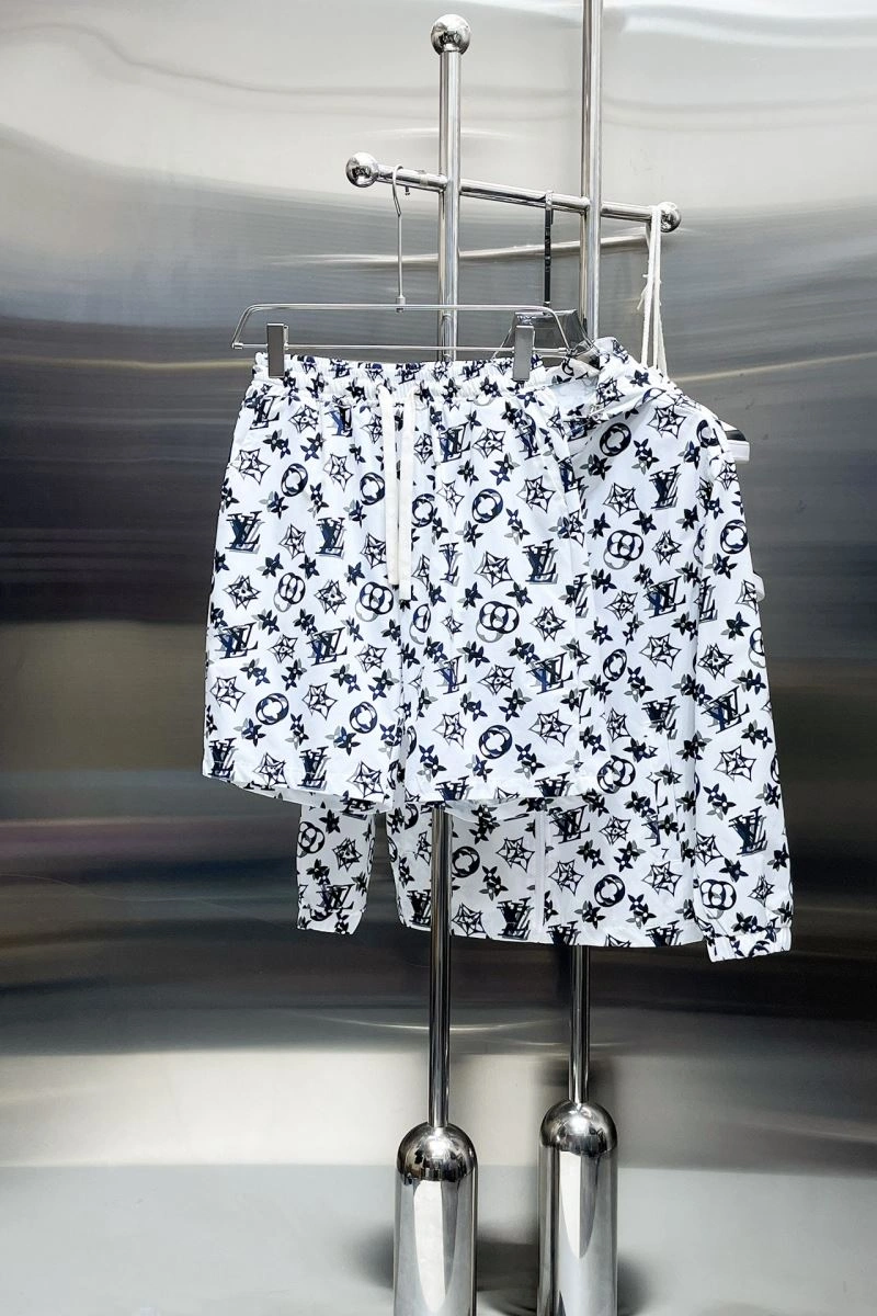 High fidelity Louis Vuitton Short Suits