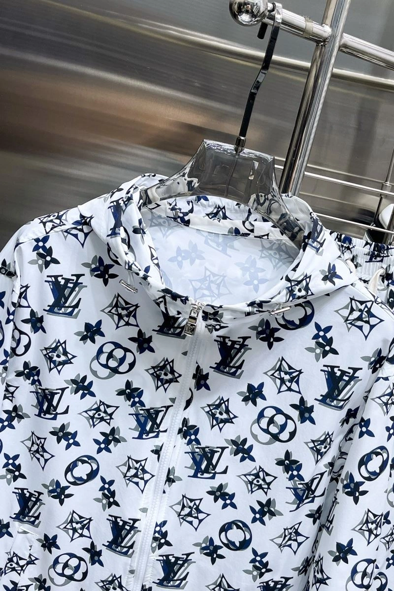 High fidelity Louis Vuitton Short Suits