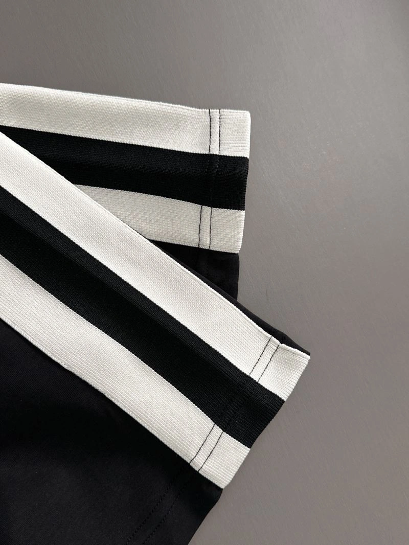 Official Louis Vuitton Short Suits