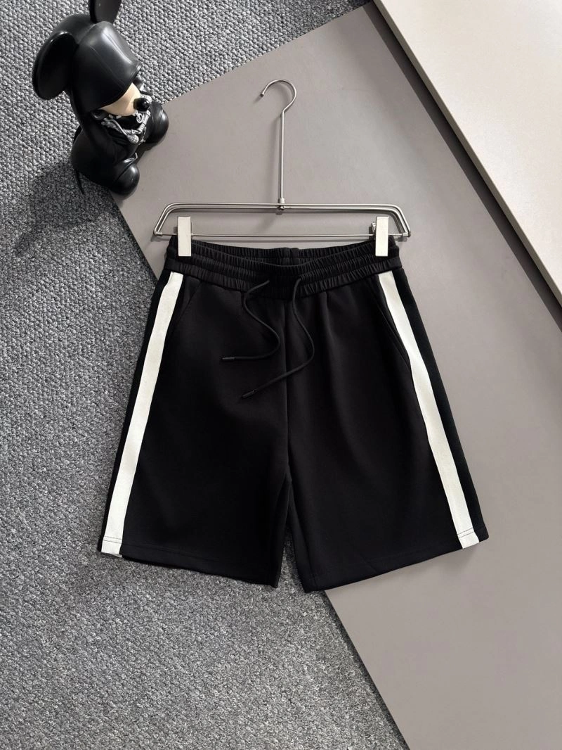 Official Louis Vuitton Short Suits