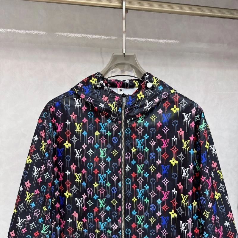 Top mirror Louis Vuitton Short Suits