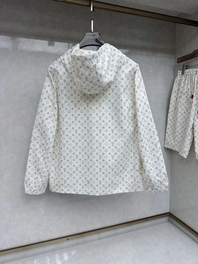 Top mirror Louis Vuitton Short Suits