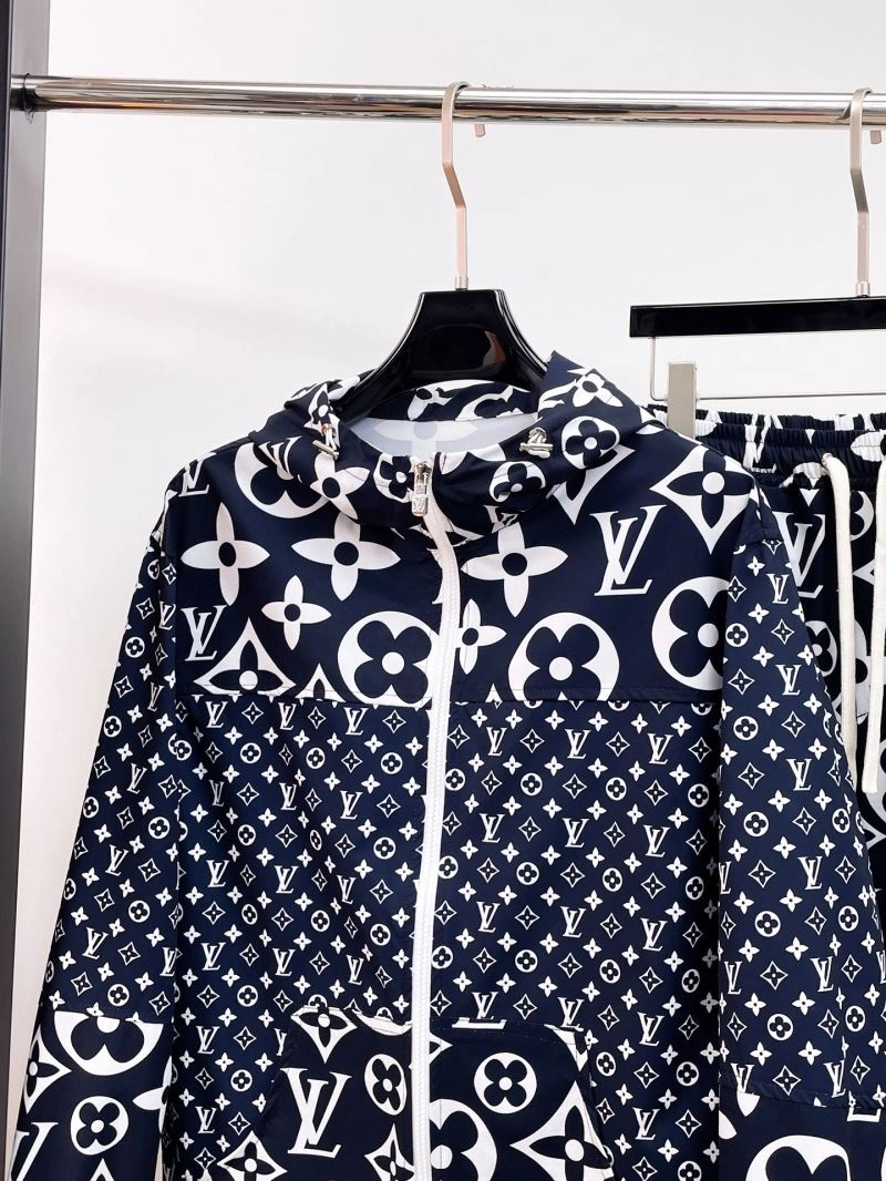Reasonably priced Louis Vuitton Short Suits