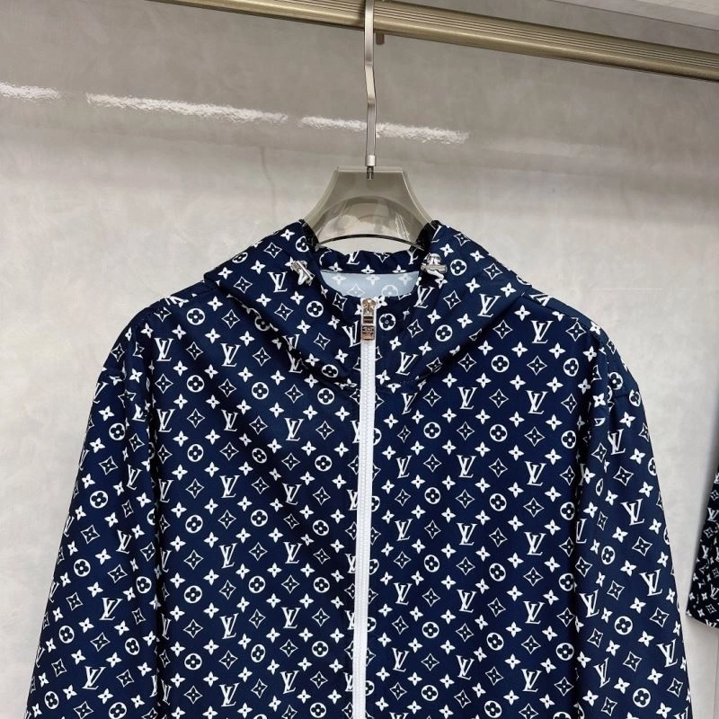 Value-priced Louis Vuitton Short Suits
